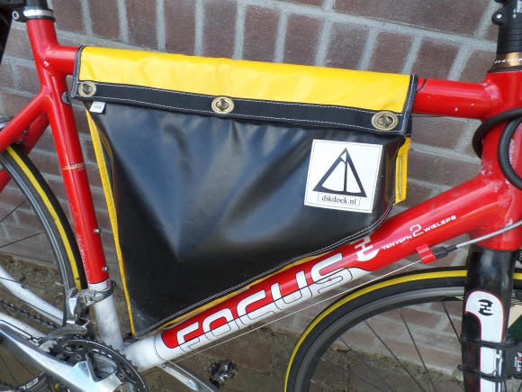 www.BijZeilen.nl - Framebag
